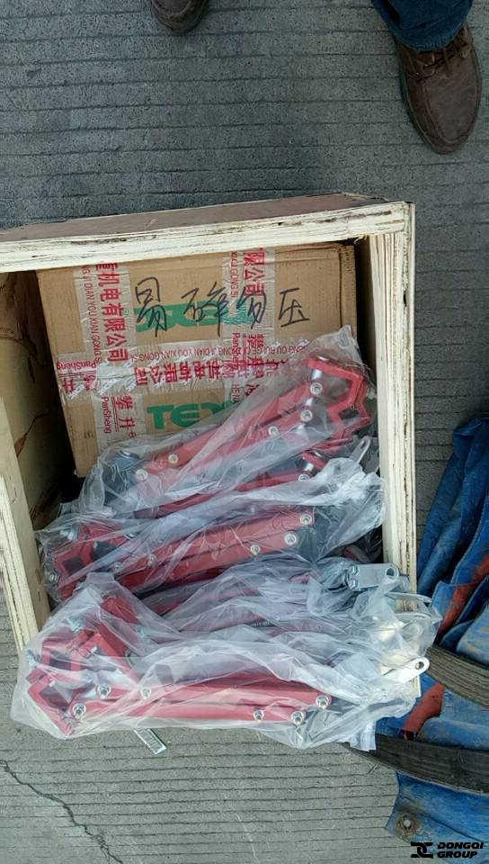 30 sets of crane collectors sent to Pakistan – Excellent crane supplier ...
